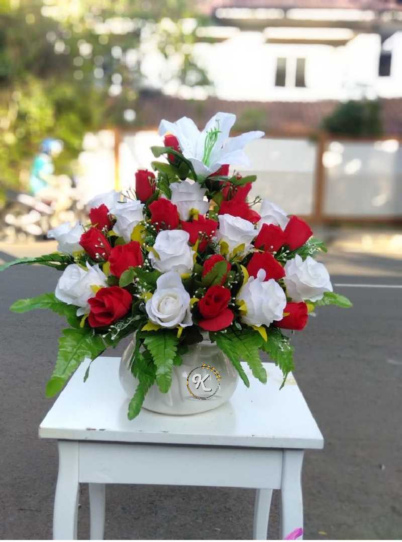 Bunga artificial- Tuku Kembang