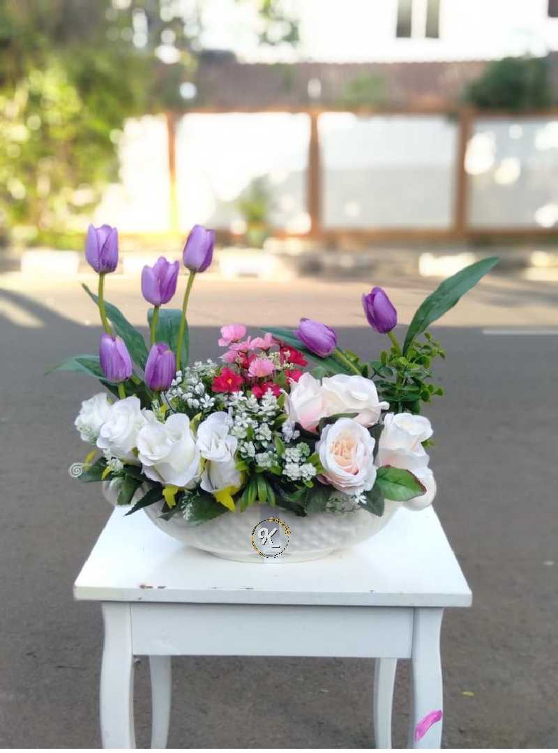 Rangkaian bunga artificial- Tuku Kembang